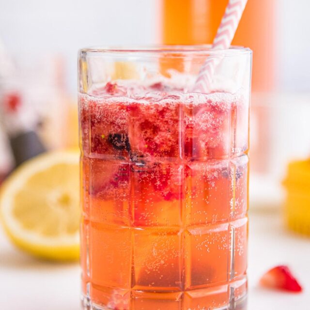 Sparkling Berry Lemonade - Nourish Nutrition Blog